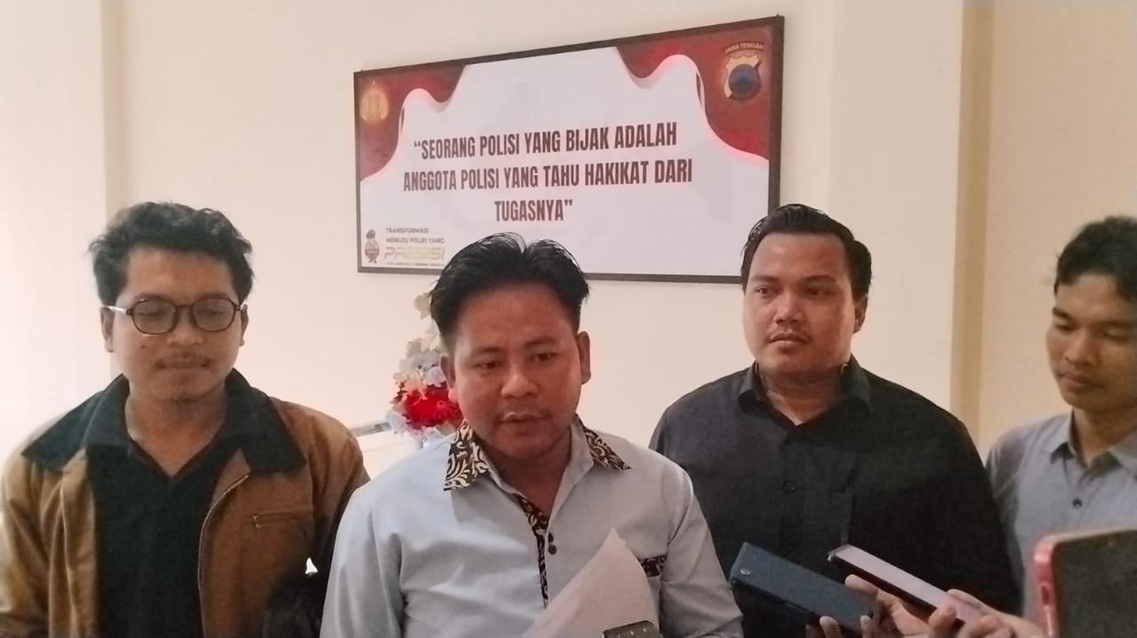 Kuasa Hukum AMPB Ajukan Penahanan Aktivis Botok dan Teguh - Notoprojo